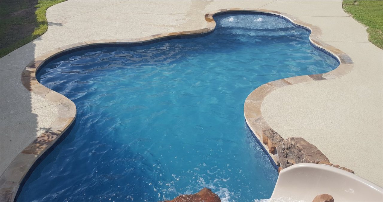 Ashley Pointe | Bella Oasis